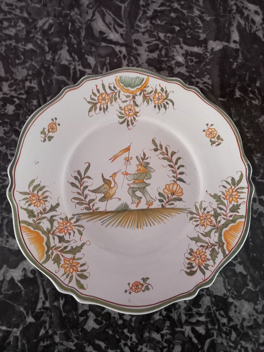 Proantic: Scalloped Plate, Moustier