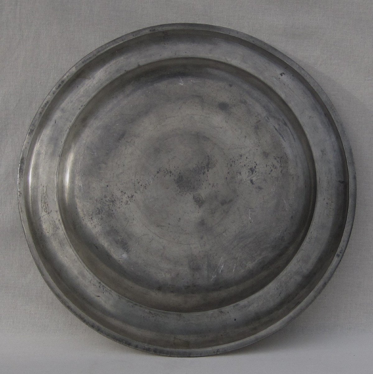 Proantic: Large Pewter Dish, For Venison. 18th-19th Century.
