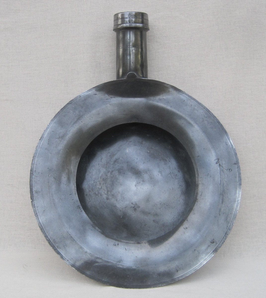 Proantic: Bed Basin, In Pewter. 19th Century.