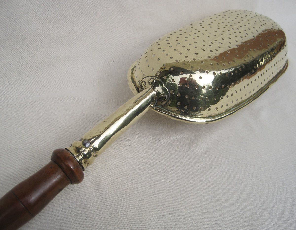 Proantic: Curd Strainer, Brass. 18th Century.
