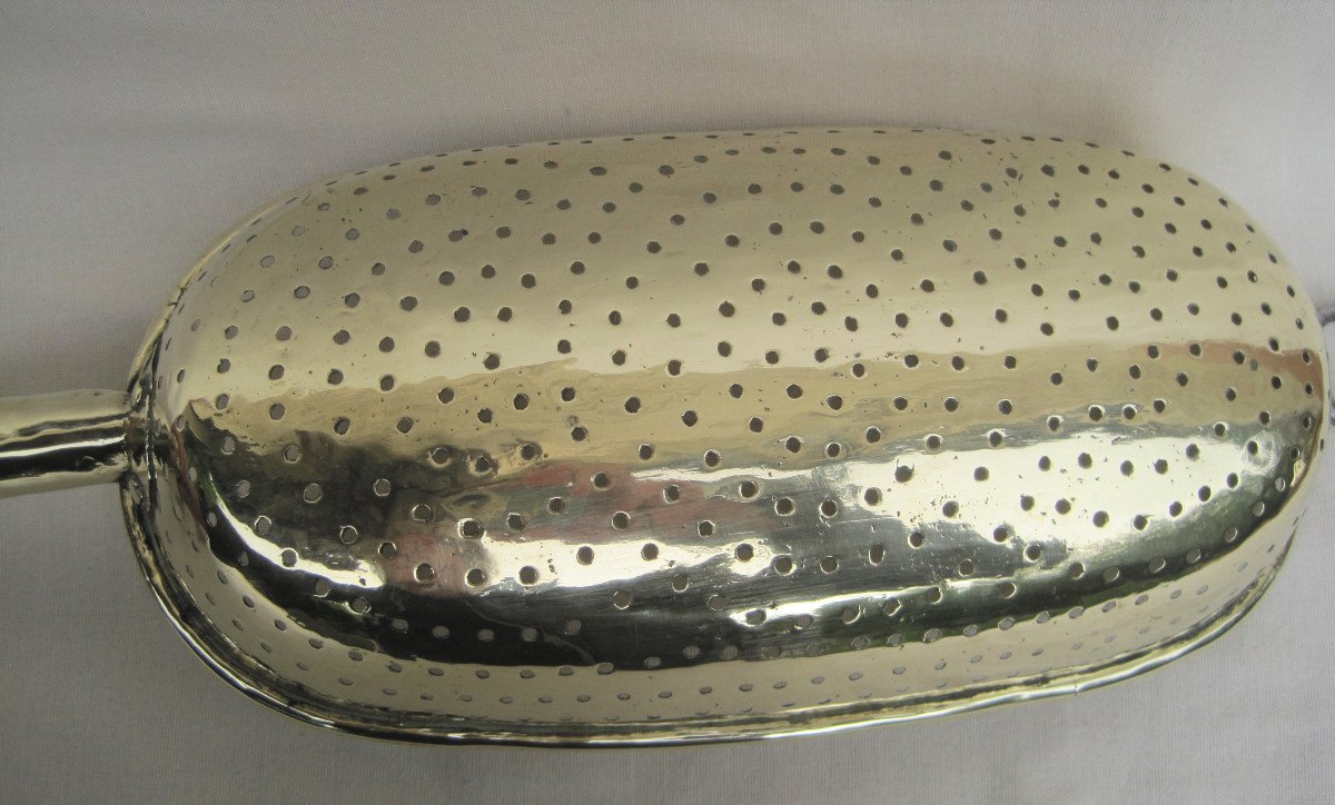 Proantic: Curd Strainer, Brass. 18th Century.