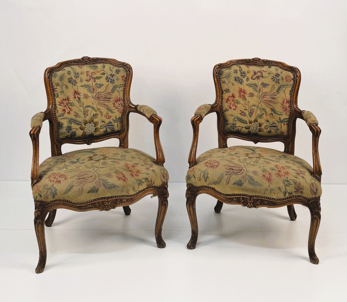 Proantic: Pair Of Walnut Armchairs, Louis XV Style, 20th Century