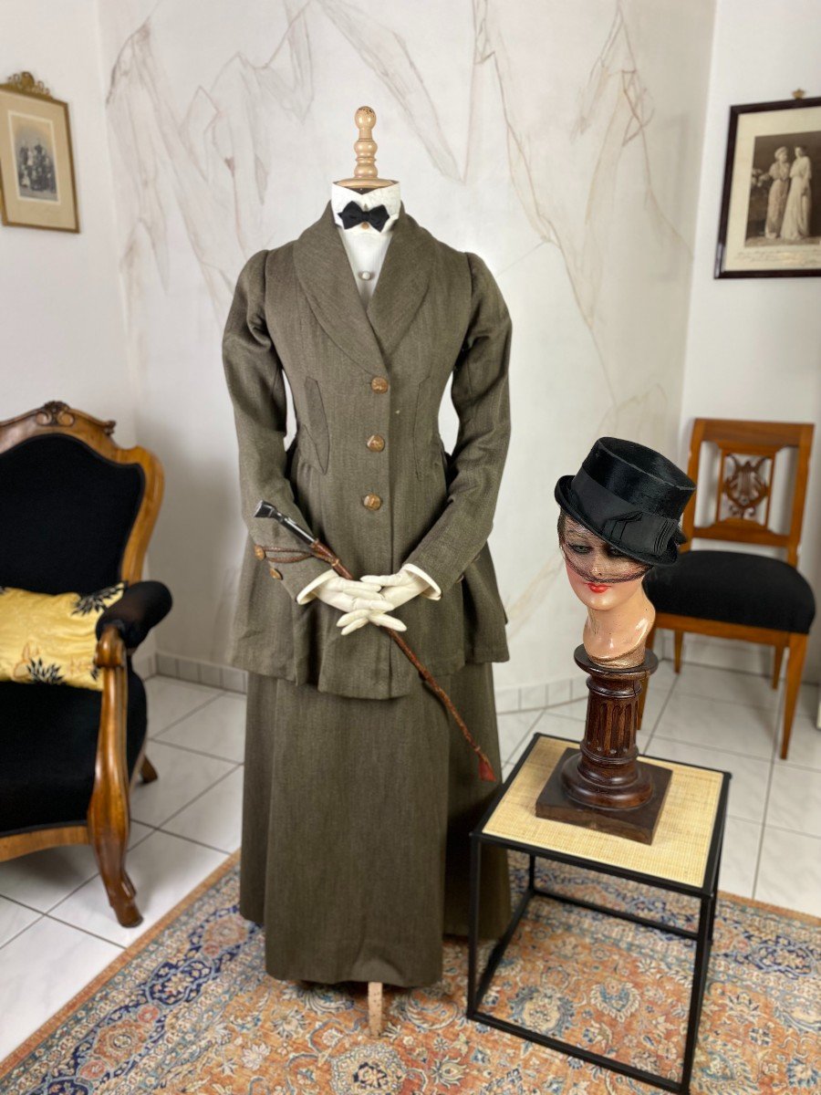 Proantic: Riding Habit, Ca. 1908