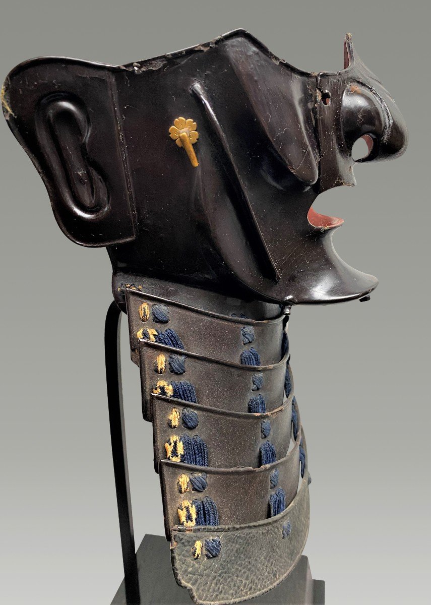 Half Samurai Mask Mempo In Black Lacquer Iron Edo Period - Uniforms and ...