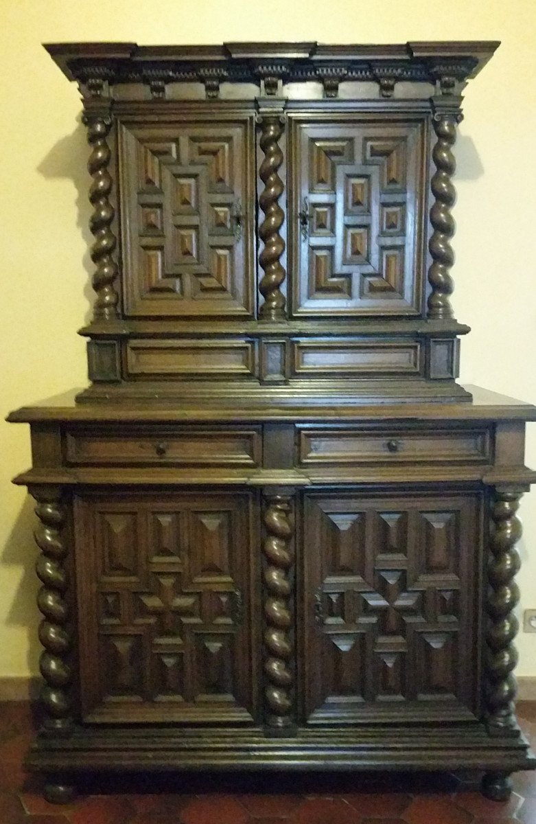 Buffet Or Cabinet Louis XIII In Walnut.