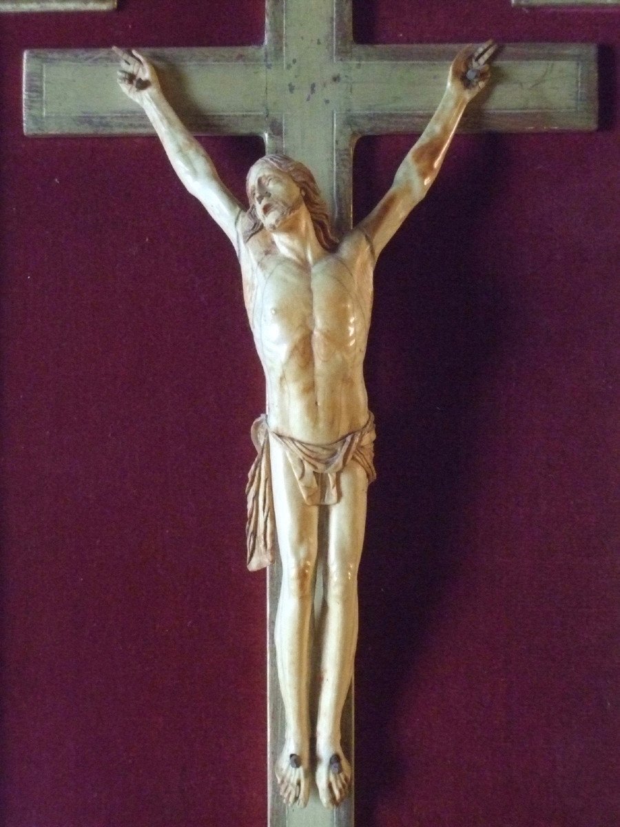 Proantic: Ancient Christ In Ivory