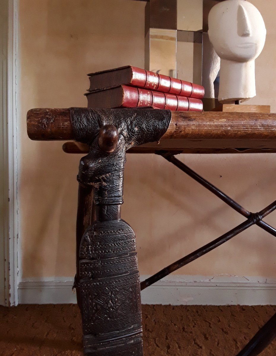 Dit Nomadic Table