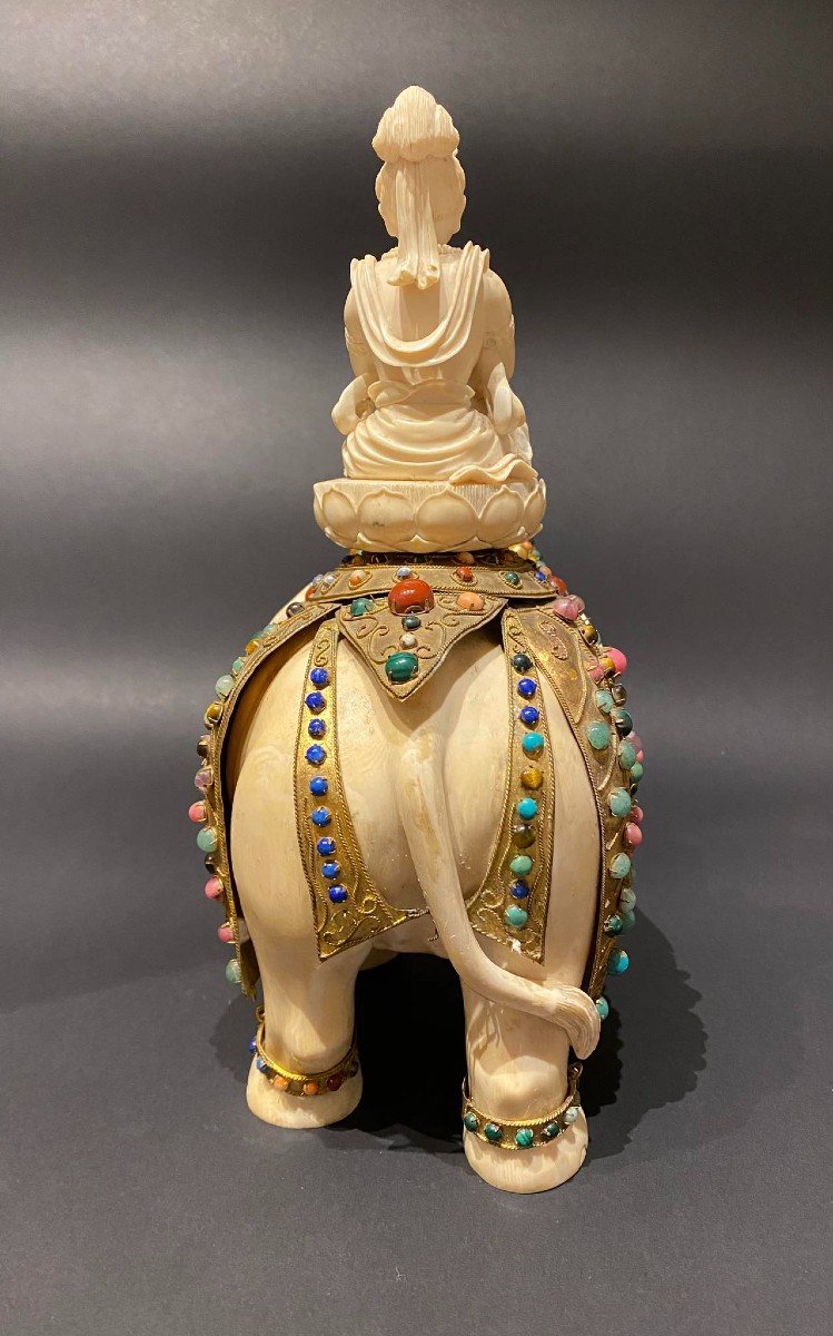 Proantic: Very Large Elephant Sri Lanka 1900 Precious Stones Sapphires