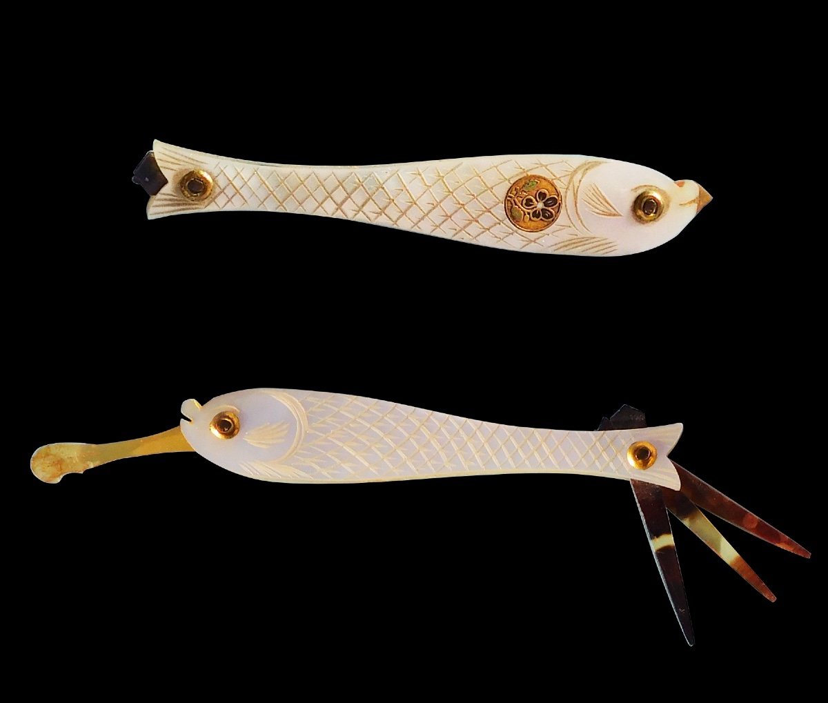 Proantic: Cure-dent cure-oreille nacre Palais Royal XIXe Restauration