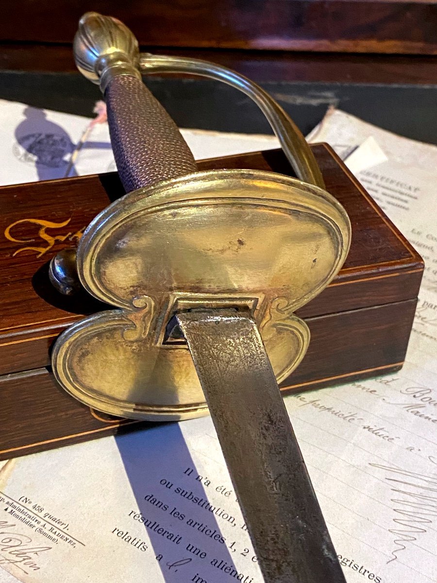 Proantic: Epéée Des Officiers des Gardes du Corps Fin XVIII ème