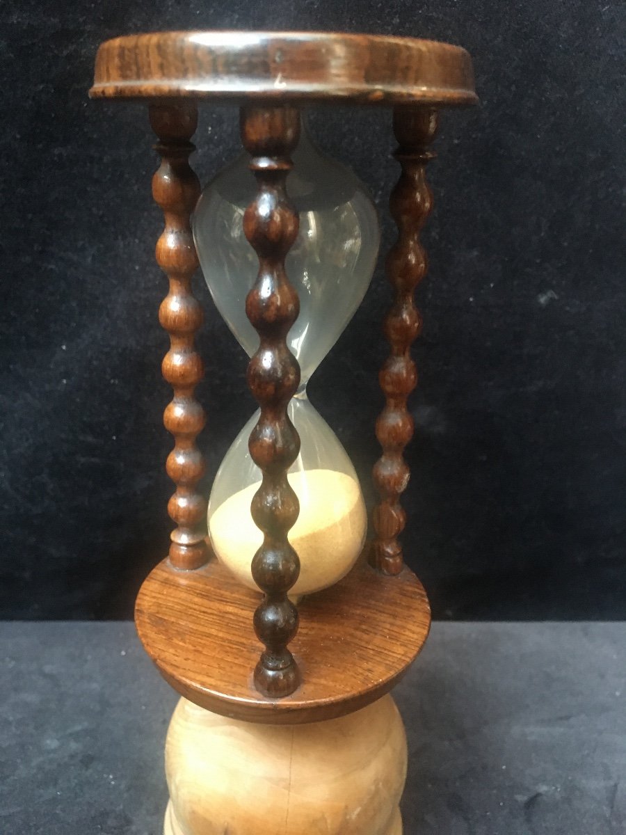 Rosewood Hourglass