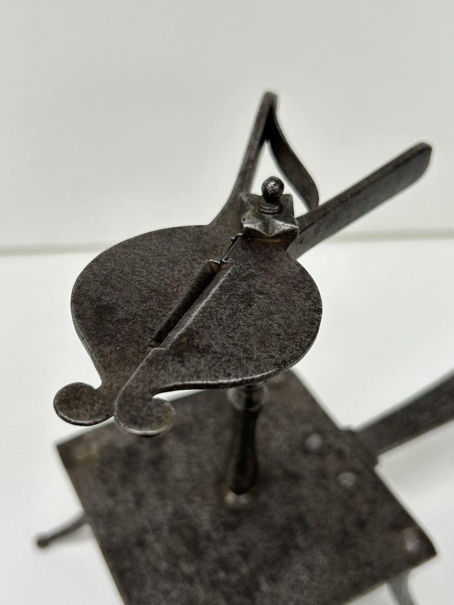 Proantic: Forged Iron Scissors