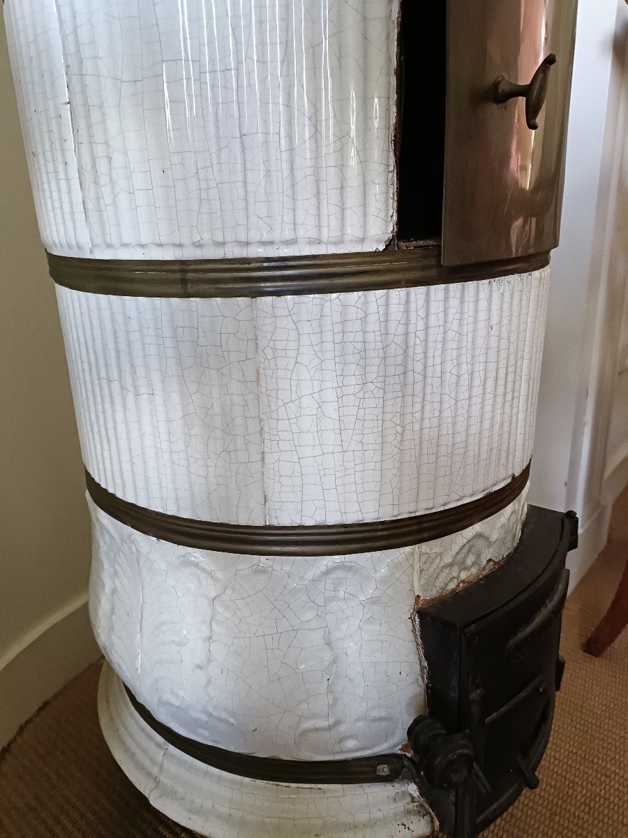 Proantic: Alsatian White Earthenware Stove