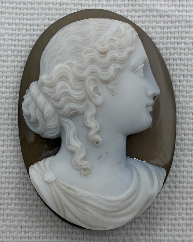 Proantic: Cameo On Agate, Female Bust In The Classical Style, 19th Cen