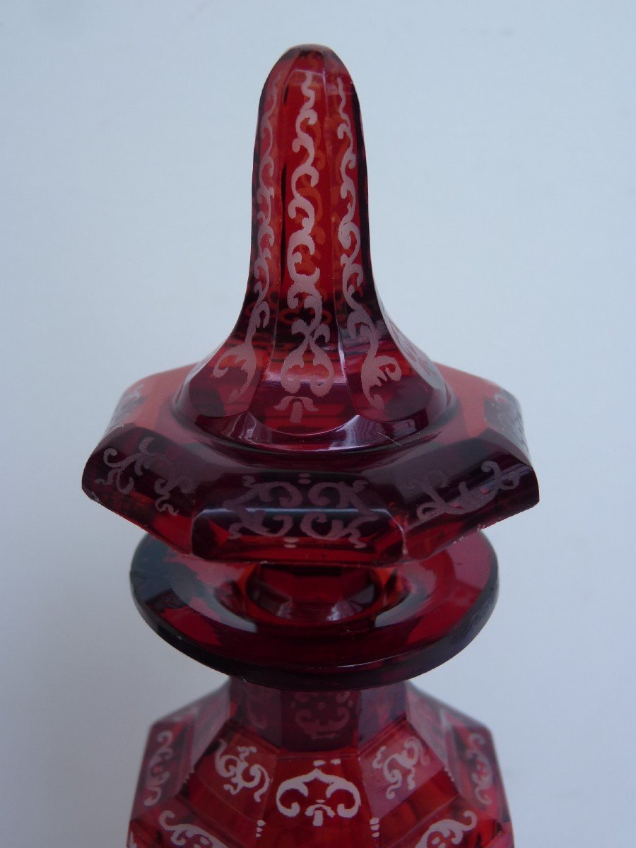 Large Perfume Bottle, Red Bohemian Crystal, 19th Century - Crystal