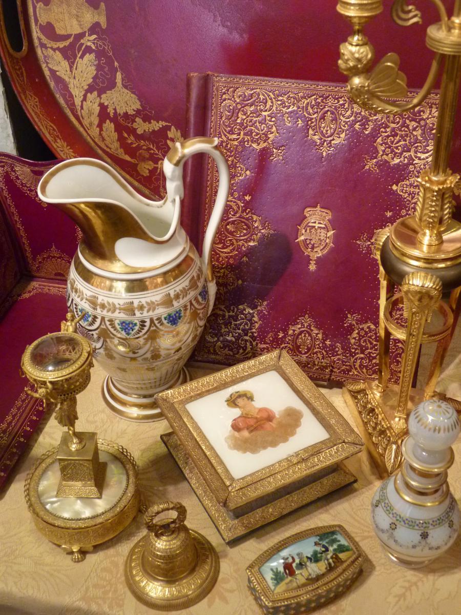 Jewellery Box, When Charles X, Fixed Under Glass Grisette From Paris