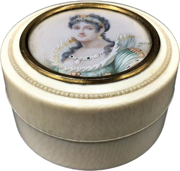Proantic: Ivory Box With Miniature