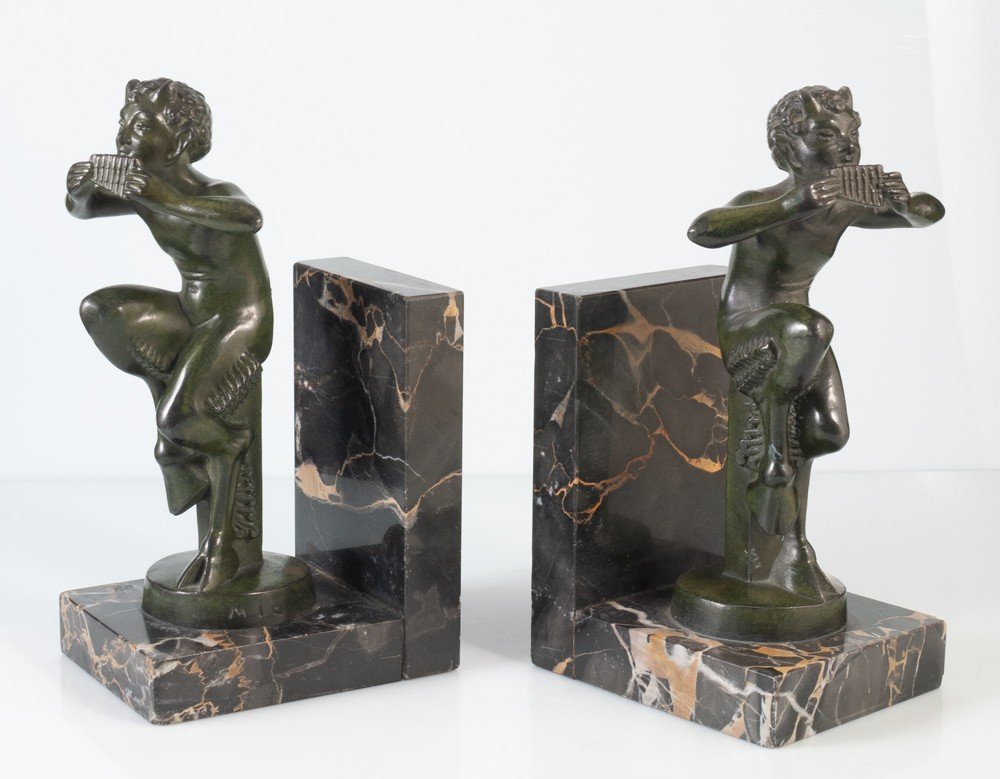 Proantic: Bookend / Mascot Mic Max Le Verrier / Fauna With Pan Flute