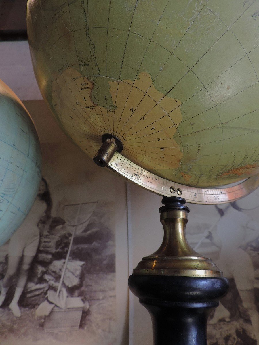 Terrestrial Globe Delamarche - scientific instruments