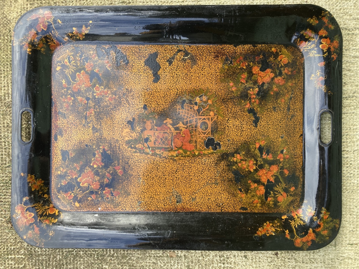 Proantic: Lacquered Sheet Metal Tray