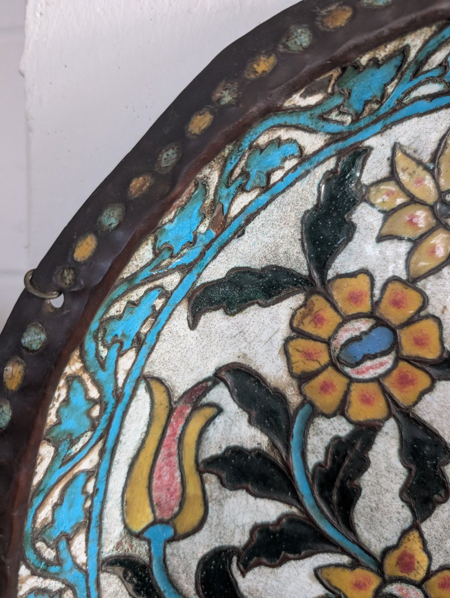 Proantic: Large Persian Plate Made Of Embossed And Polychrome Copper,