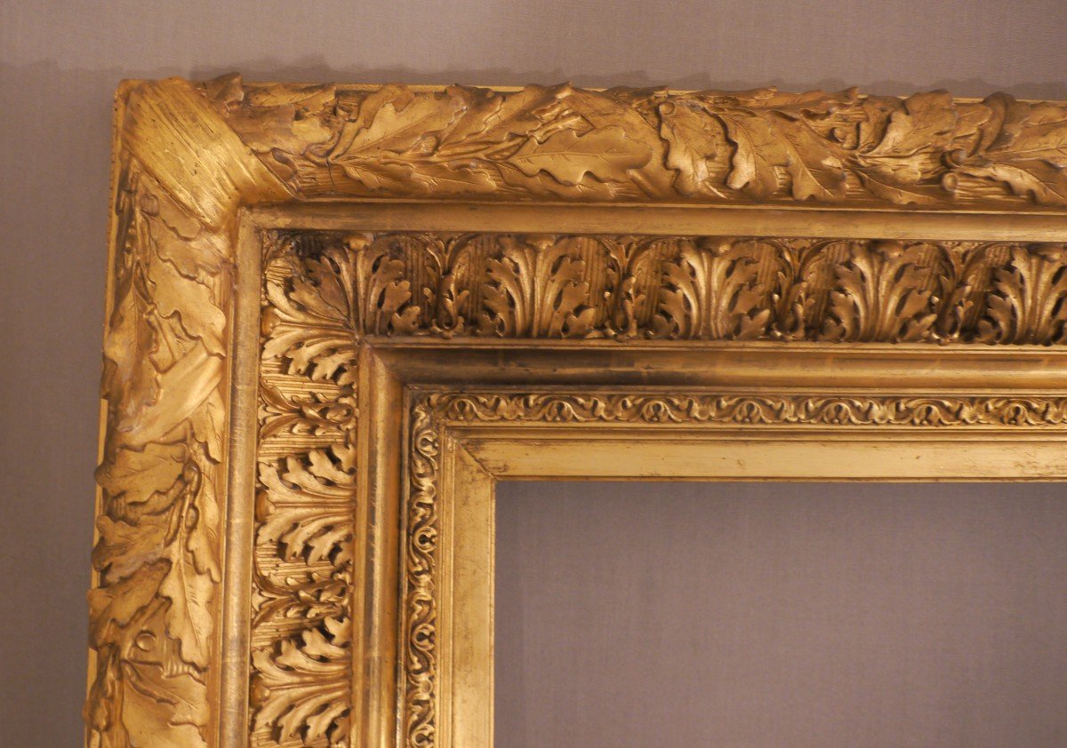 Large Louis XVI Frame In Stucco Gilded With Gold Leaf 19th Century