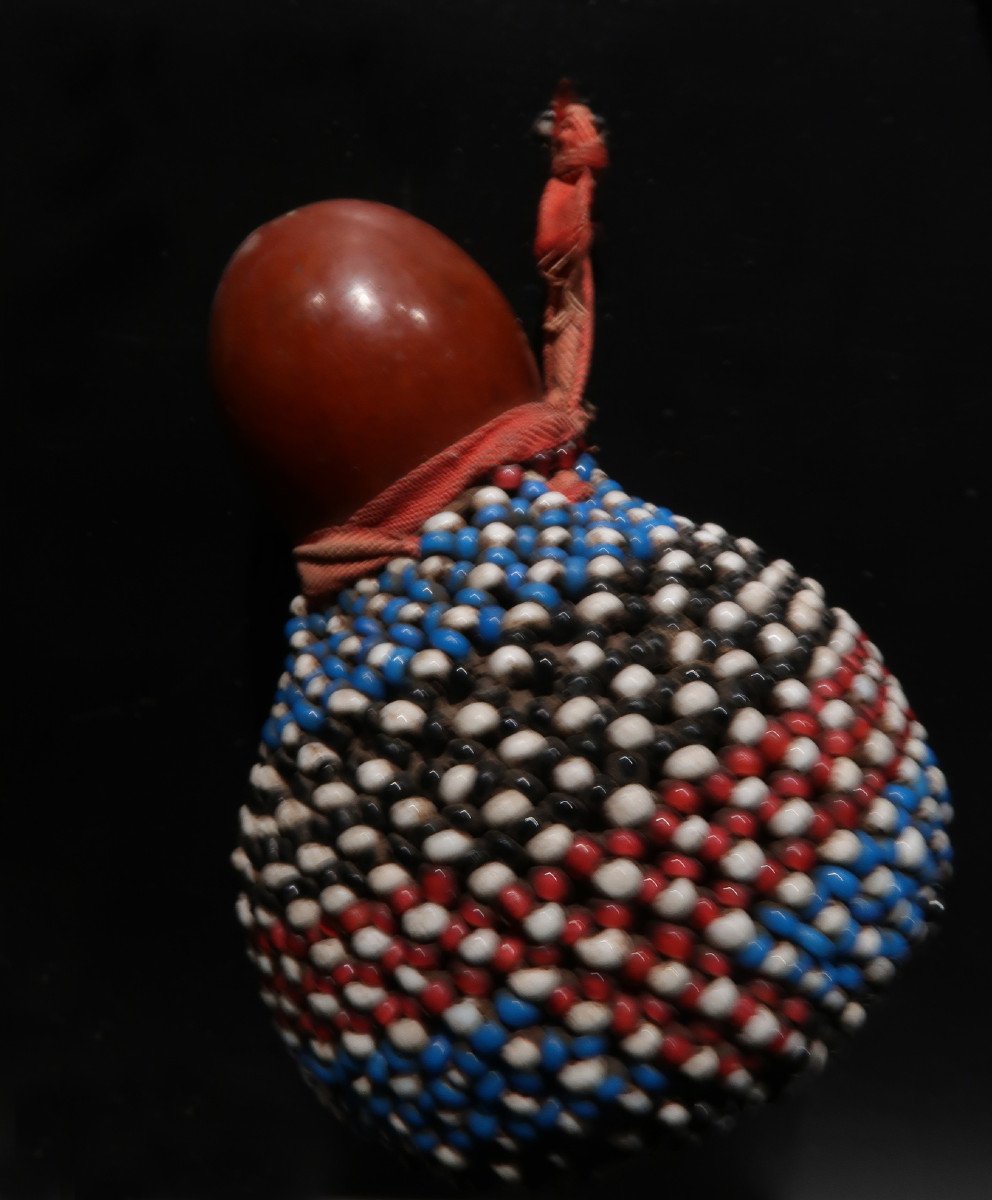 Proantic: Beaded Adornment. Ndebele. South Africa