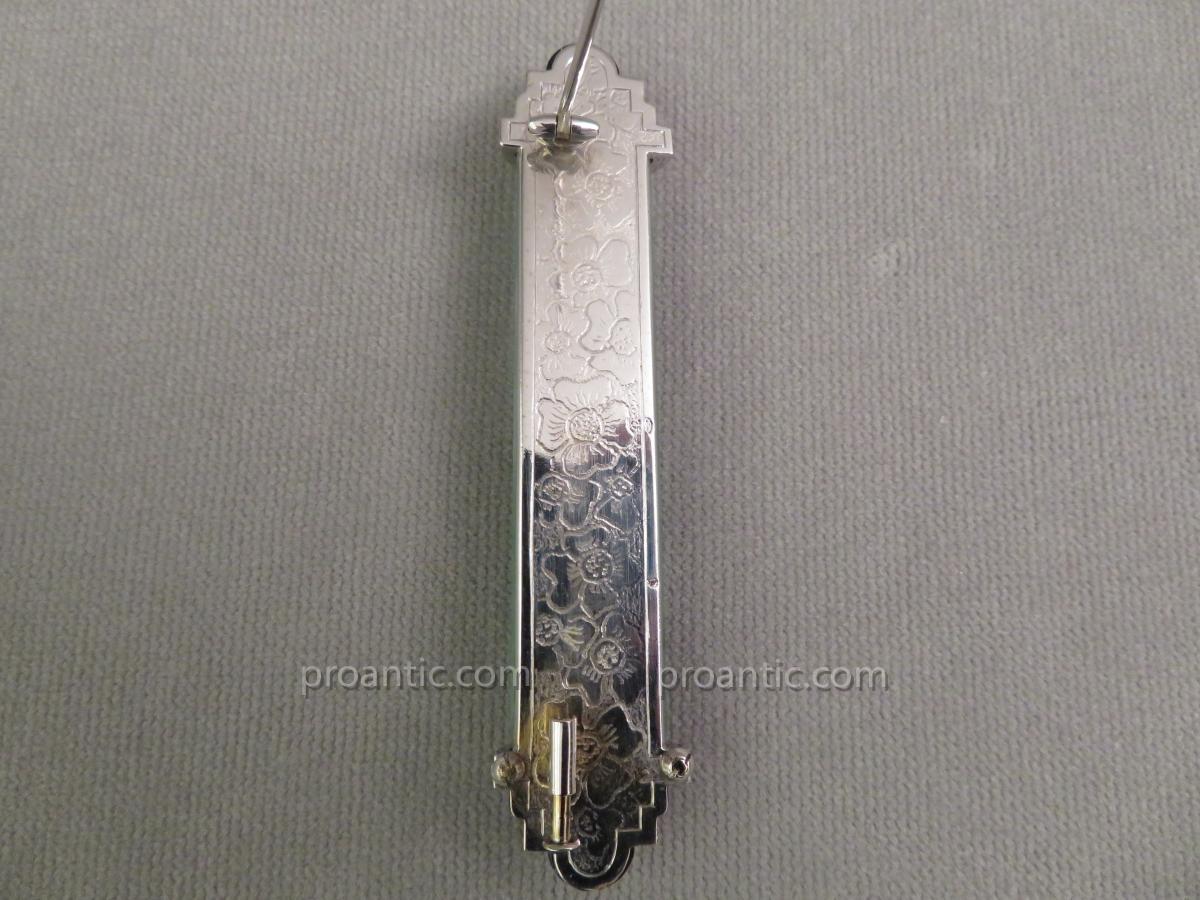 Proantic: Jade Brooch And Onyx