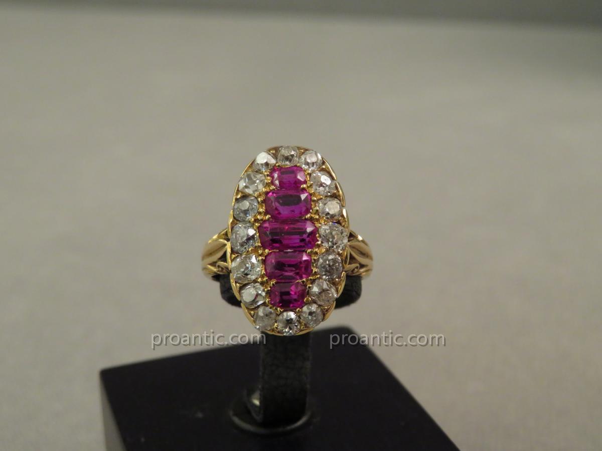 Proantic: Bague Rubis et Diamants