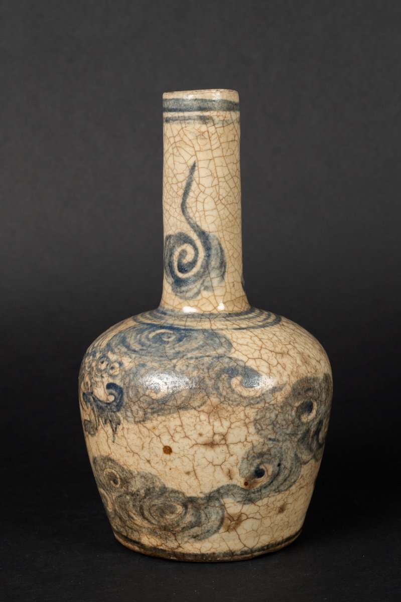 Dragon Vase, Vietnam, Nguyen Dynasty, 19th Century, Bat Trang