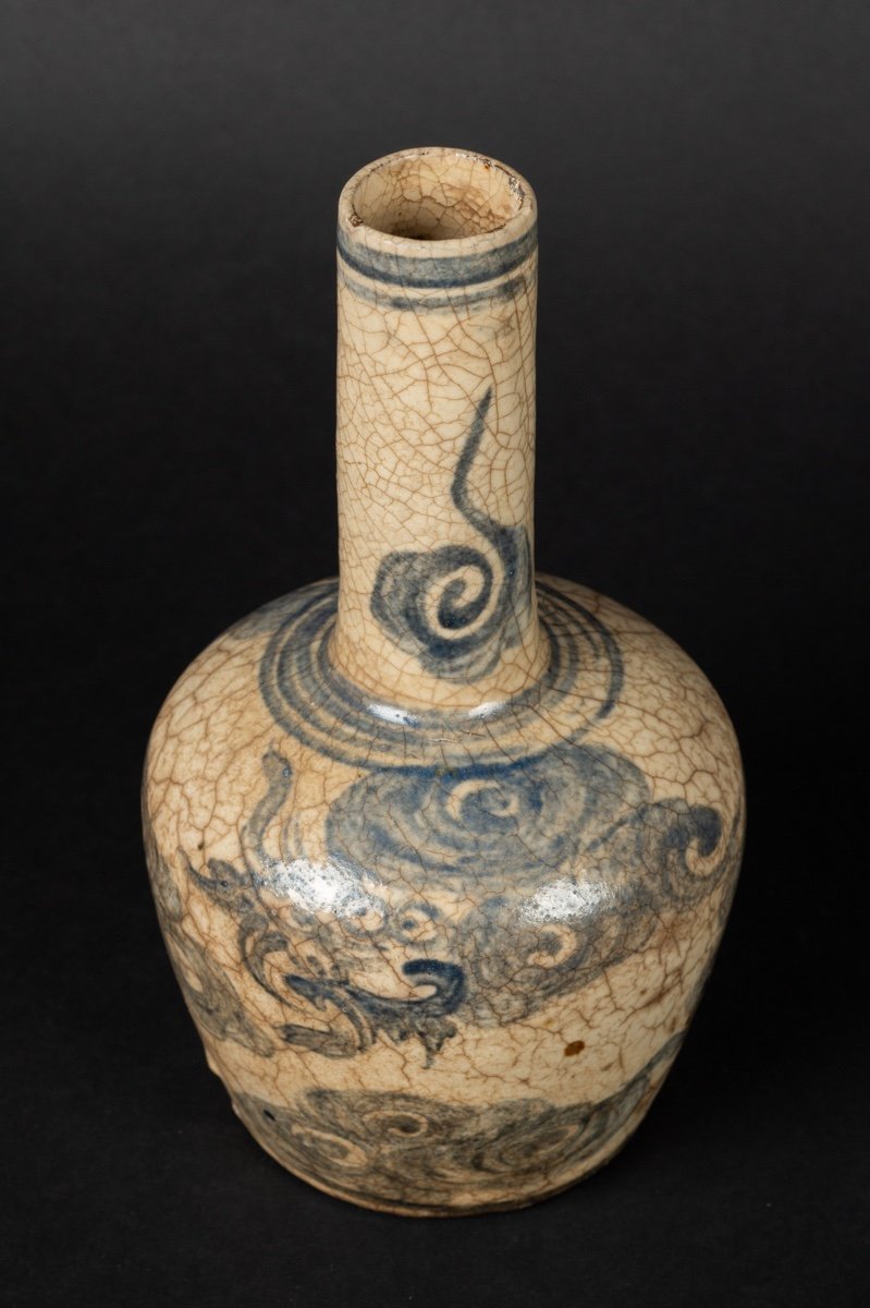 Dragon Vase, Vietnam, Nguyen Dynasty, 19th Century, Bat Trang