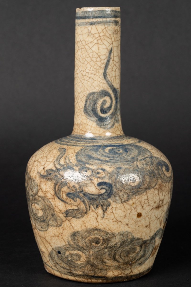 Dragon Vase, Vietnam, Nguyen Dynasty, 19th Century, Bat Trang