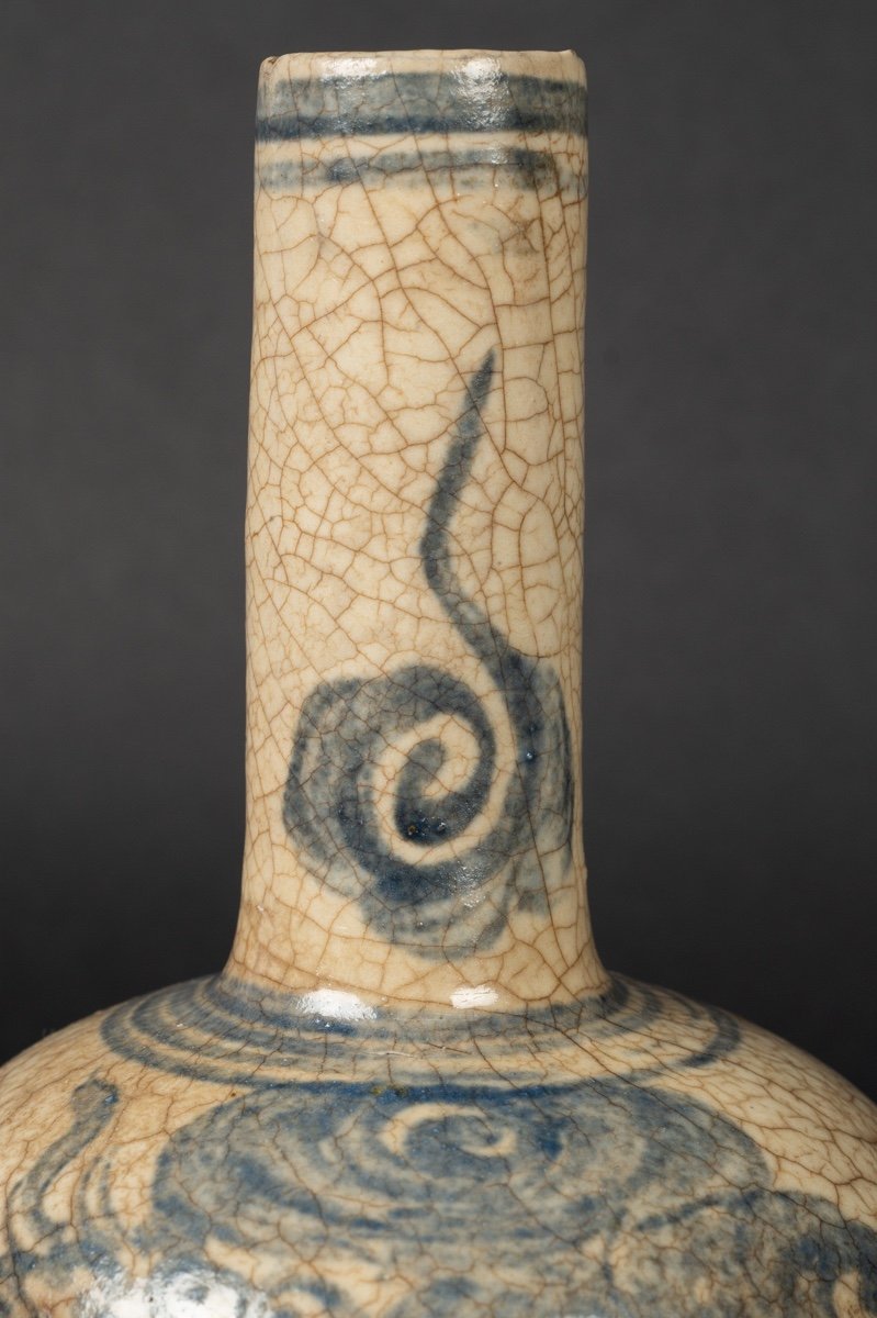 Dragon Vase, Vietnam, Nguyen Dynasty, 19th Century, Bat Trang