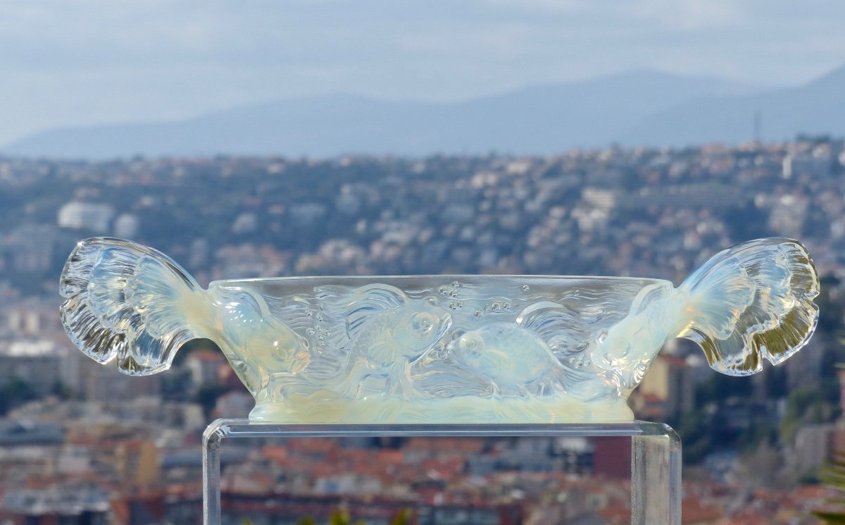 Proantic: Opalescent Cup Signed Verlys