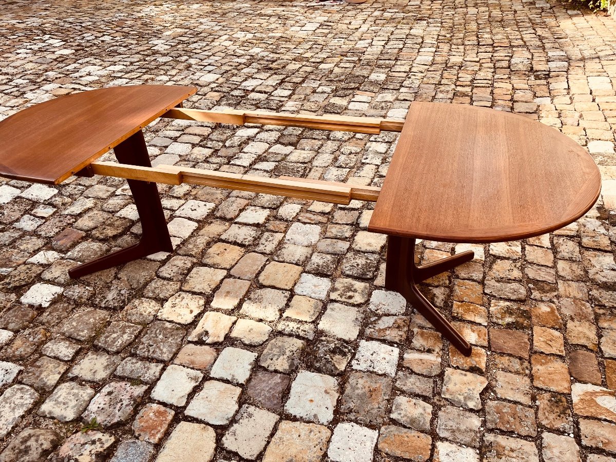 Proantic: Central Leg Table With Extensions In Teak 1970s