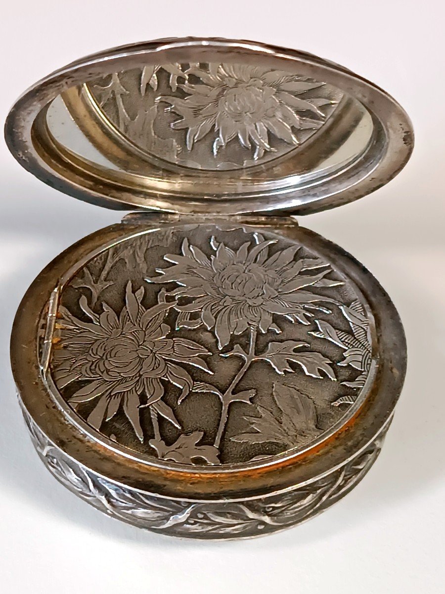Proantic: Solid Silver Art Nouveau Compact