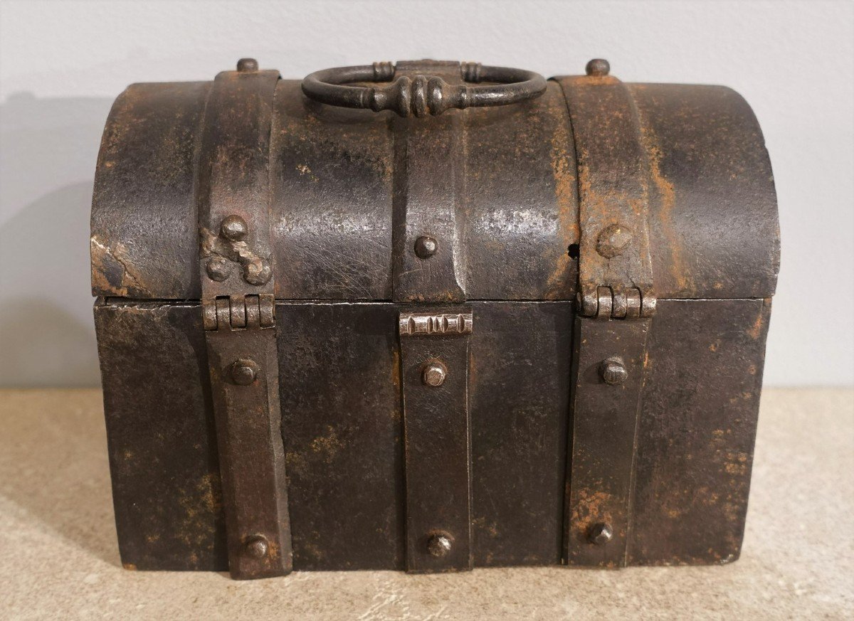 Proantic: 17th Century Iron Messenger Box