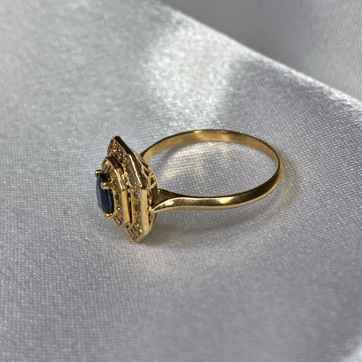Proantic: Bague Art-déco Octogonale Saphir & Diamants
