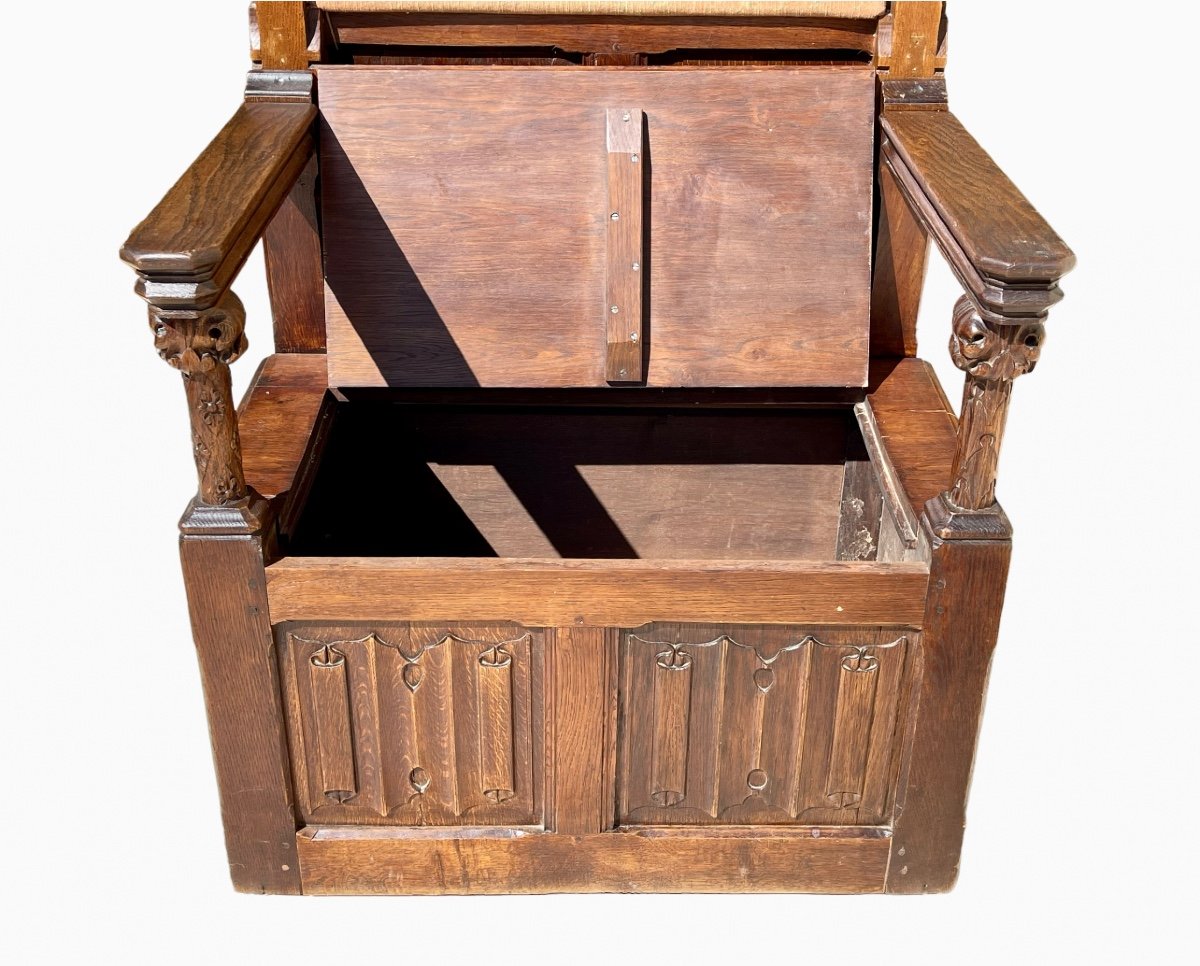 Proantic: Neo-gothic Armchair / Throne / Cathedra / Bench Safe
