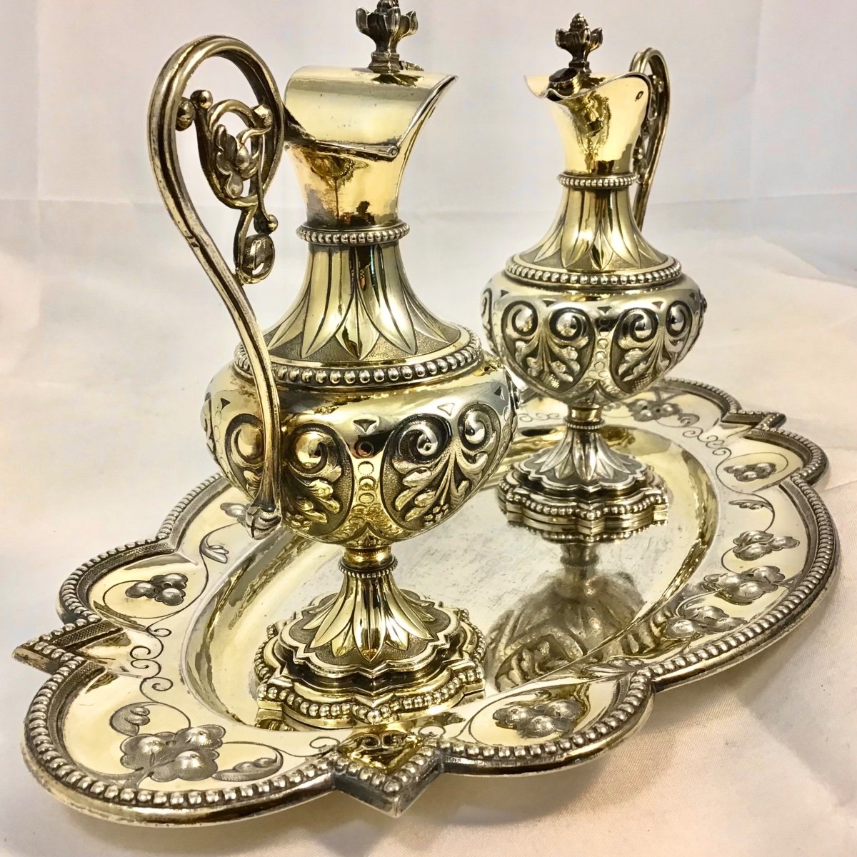 Proantic: Pair Of Neo-gothic Mass Cruets, Sterling Silver, Paris 1862