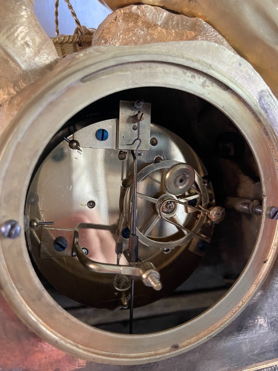 Proantic: Pendule En Bronze Doré "Au moissonneur"