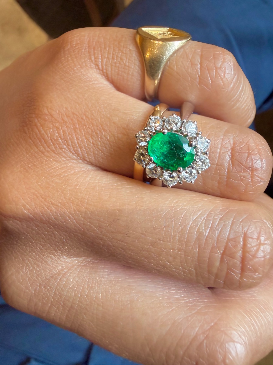 Proantic: Marguerite Ring In White Gold With Emeralds And Diamonds
