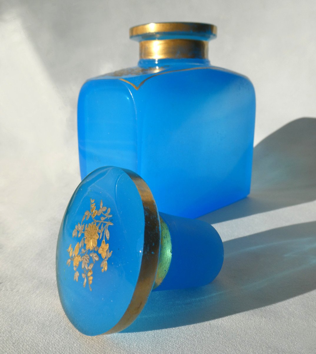 Proantic: Large Box / Tea Cellar In Blue Opaline, Louis Philippe Perfu