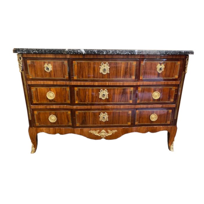Proantic: Commode transition des époques Louis XV - Louis XVI