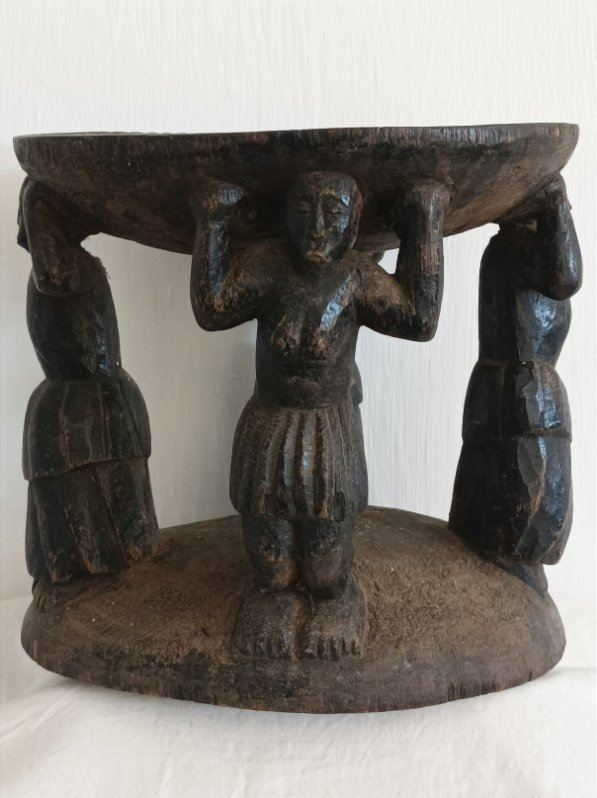 Proantic: Old African Stool