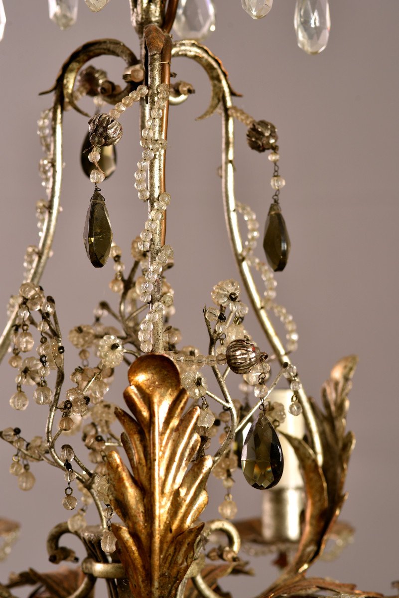 Proantic: Silver Metal Chandelier. Design.