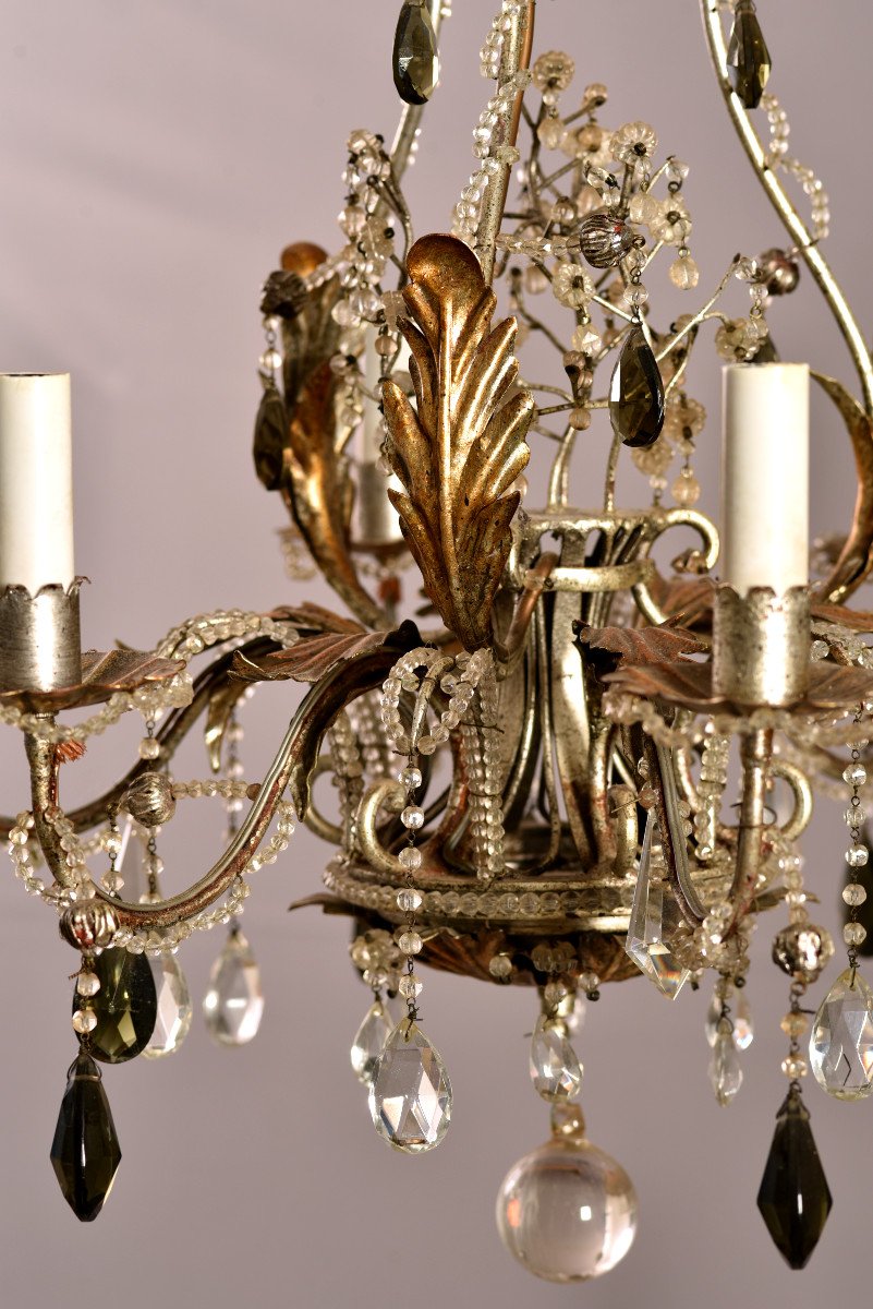 Proantic: Silver Metal Chandelier. Design.