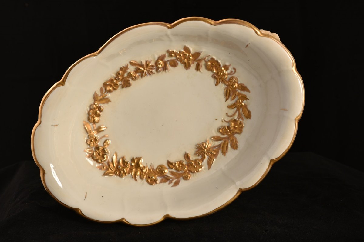 Table's Center . German Porcelain. 1915-1916.