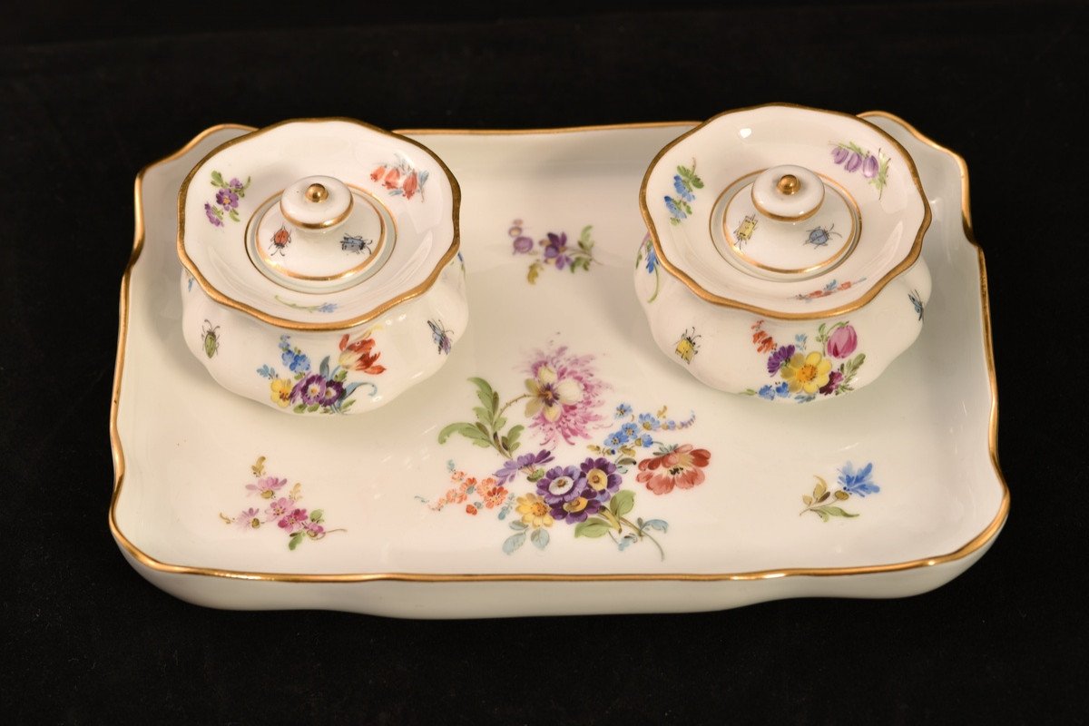 Proantic: Meissen. Inkwell Pen Holder. German Porcelain 1900