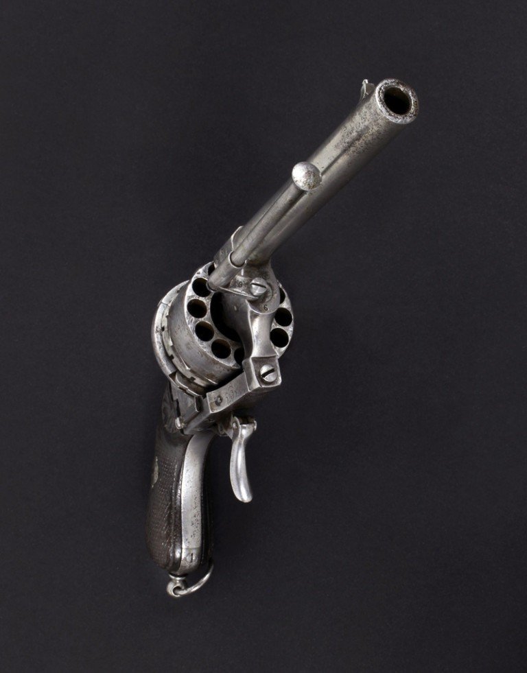 Proantic: Revolver Lefaucheux, Twelve Chambers. Spain, Eibar, Around 1